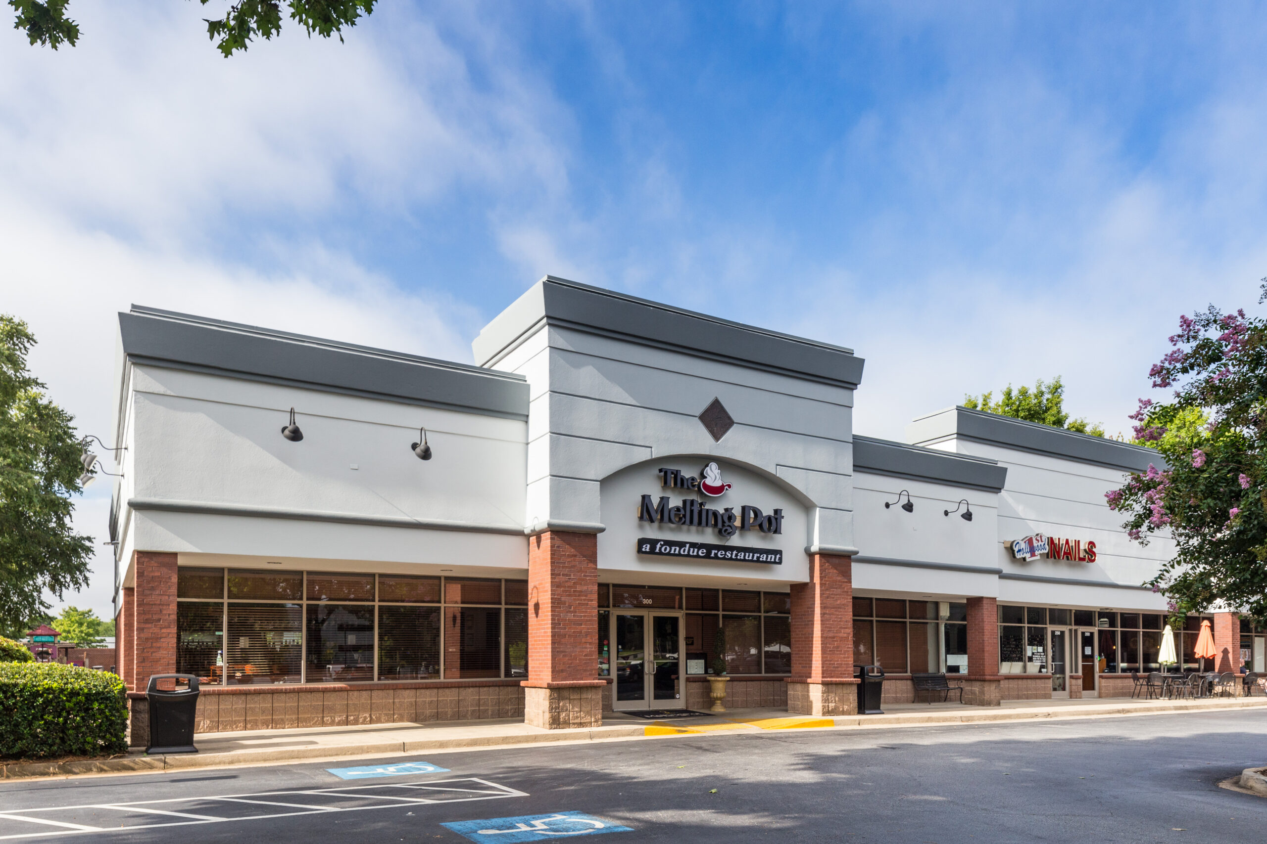 Shops at Mansell - M&P Shopping Centers